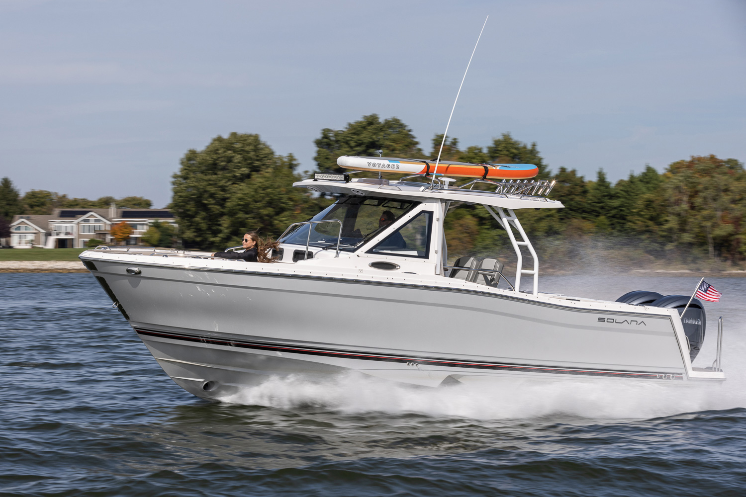 Solara S-310 Center Walkaround - RCR Yachts